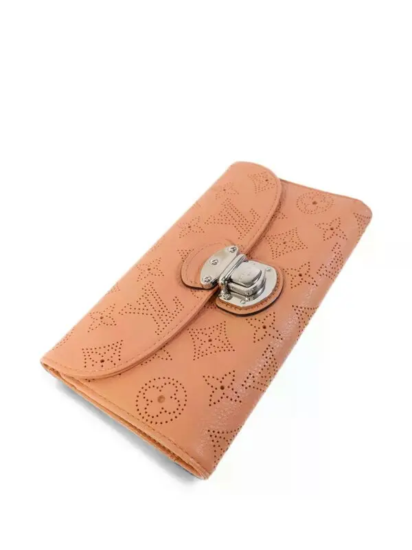 LOUIS VUITTON Amelia Mahina Wallet