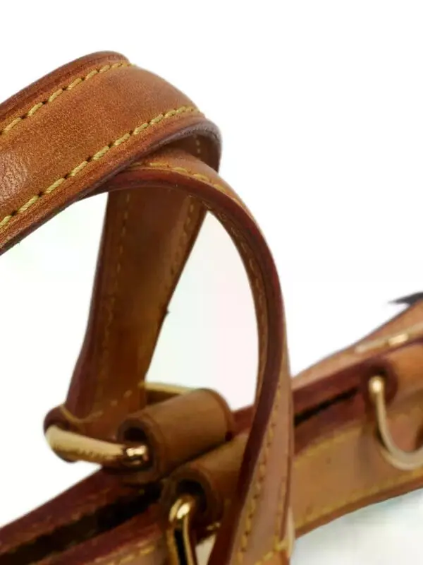LOUIS VUITTON Monogram Vernis Brea Mm Amarante Tote Bag
