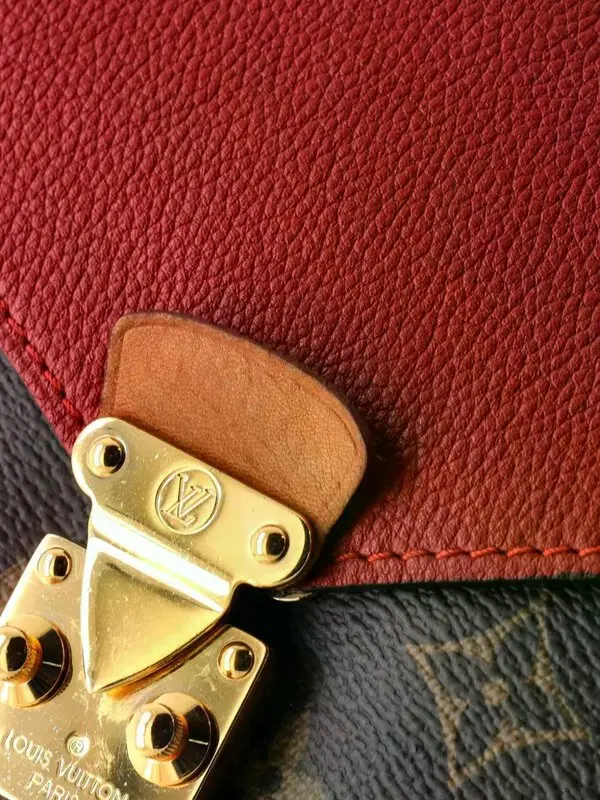 LOUIS VUITTON Pallas Chain Monogram Canvas And Calfskin Shoulder Bag - Brown