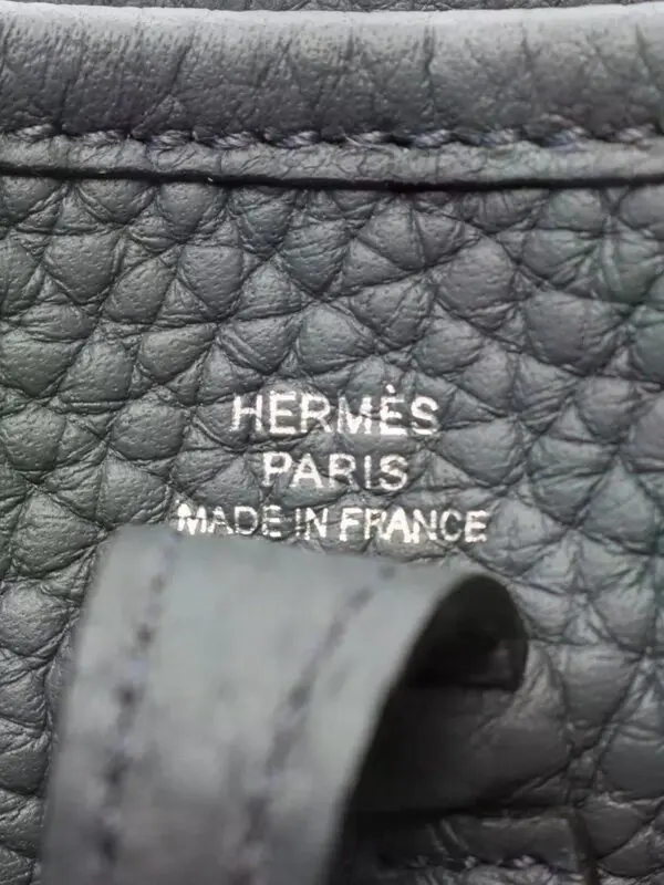Hermès Evelyne Amazone Tpm Crossbody Bag - Grey