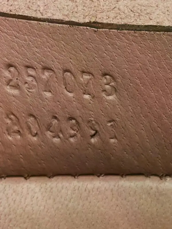 Gucci Broadway Microguccissima Clutch Bag