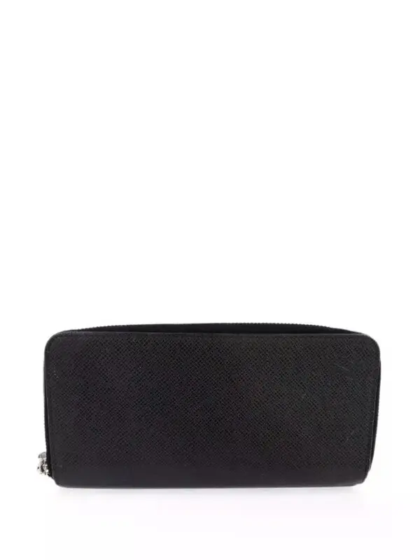 LOUIS VUITTON Taiga Zippy Vertical Wallet - Black