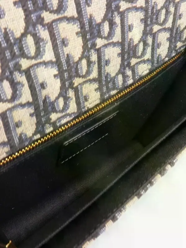 Dior 30 Montaigne Oblique Shoulder Bag