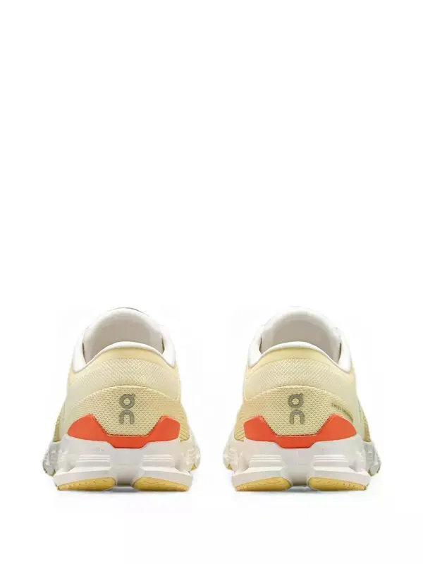 On Cloud X 4 Sneakers