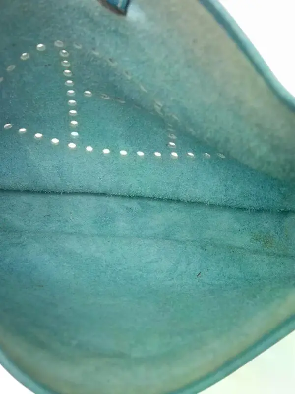 Hermès Clemence Evelyne Ii 29 Crossbody Bag - Blue