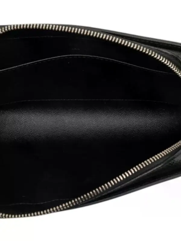 LOUIS VUITTON 2010 Taiga Pochette Baikal Clutch Bag