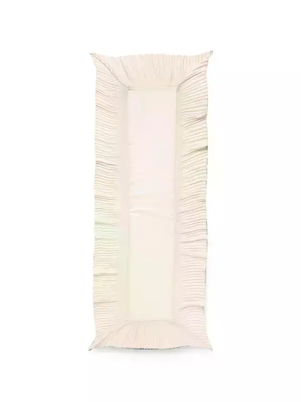 BETTY BARCLAY Plissé-effect Ruffled Scarf - Neutrals