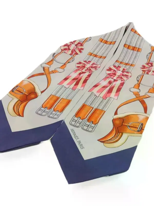 Hermès Maxi Twilly Scarf