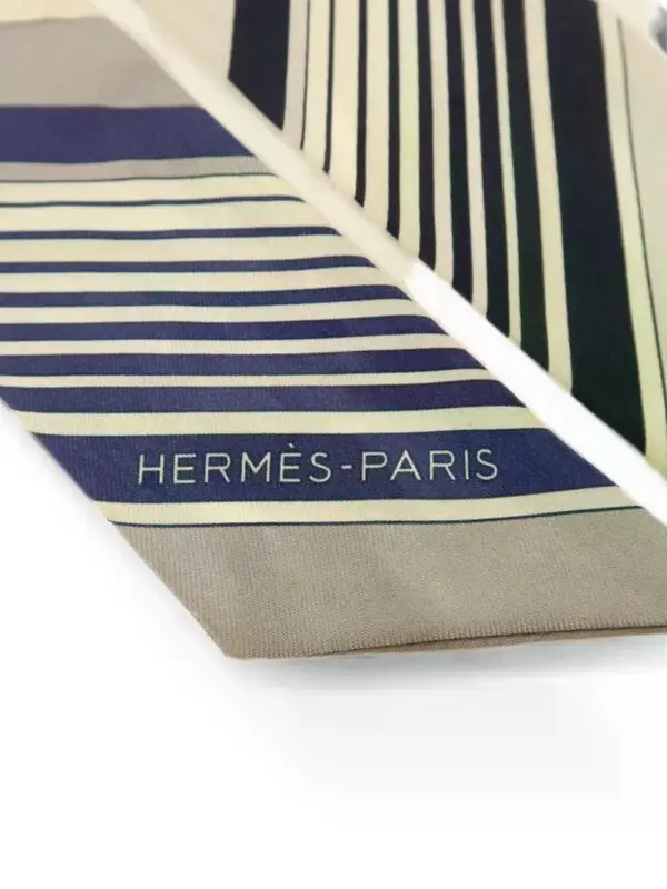 Hermès Twilly Silk Scarf