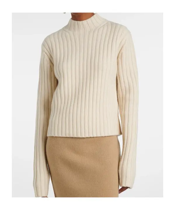 TOTEME Turtleneck Long-sleeved Sweater