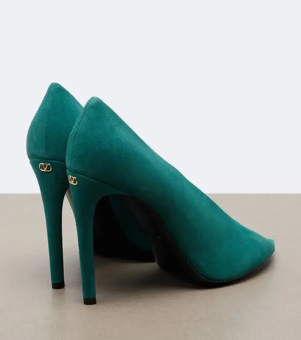 Valentino Garavani Vlogo Révélé Suede Peep-toe Pumps
