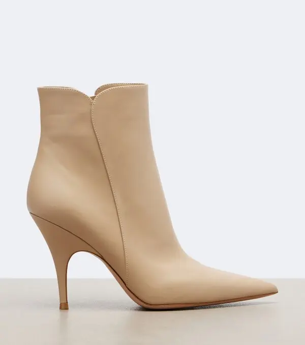 GIANVITO ROSSI Leather Ankle Boots - Beige