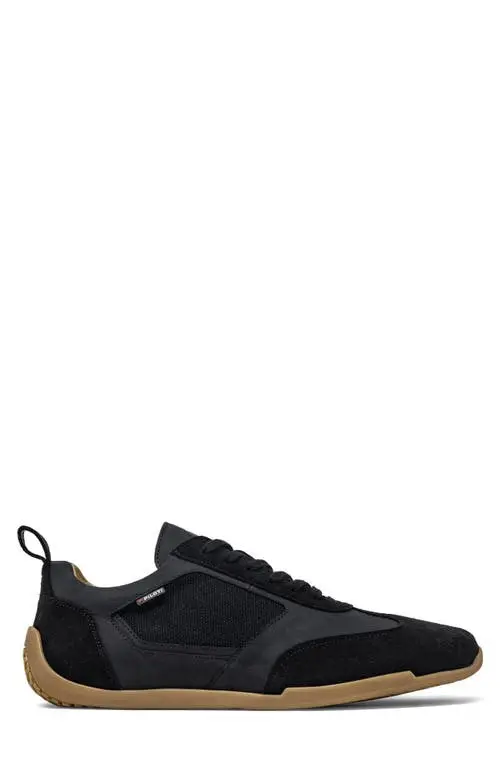 PILOTI Endurance Sneaker - Black