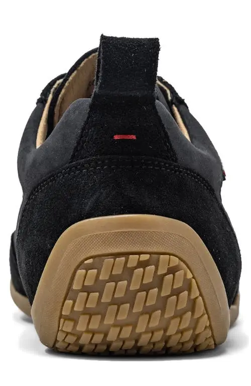 PILOTI Endurance Sneaker - Black