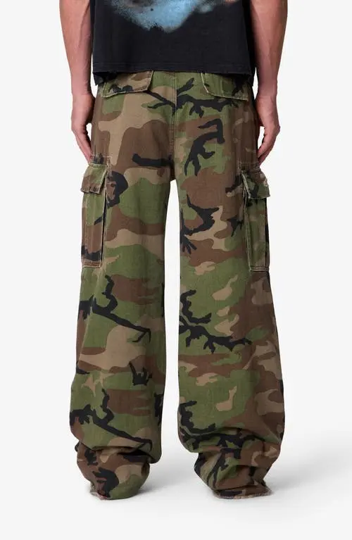 Mnml Distressed Wide Leg Cargo Pants