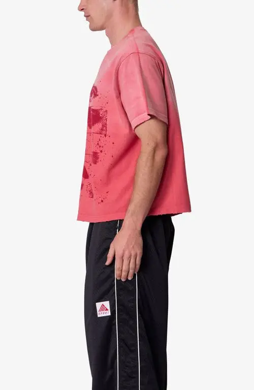 Mnml Face Distressed Graphic T-shirt - Red