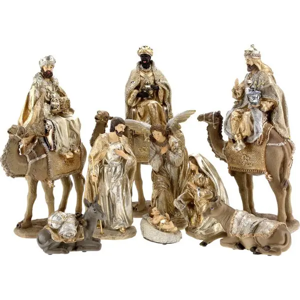 MARK ROBERTS Nativity Scene