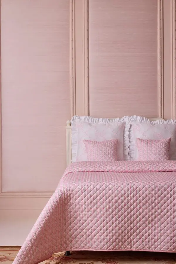LoveShackFancy Boheme Floral Printed Quilt - Strawberry Macaroon