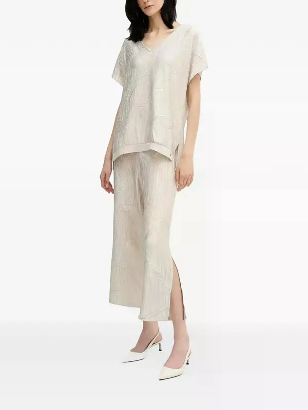 Joseph Ribkoff Textured V-neck T-shirt