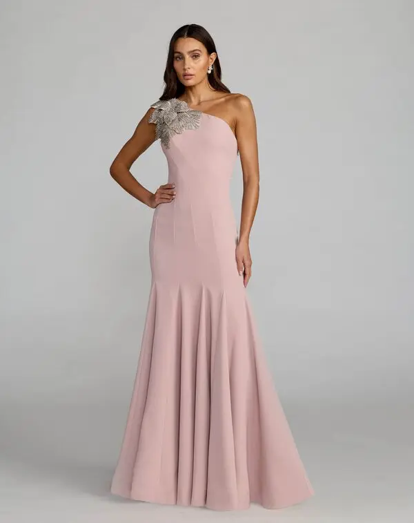 Mac Duggal Petite Crepe Gown With Embellished Shoulder - Pink