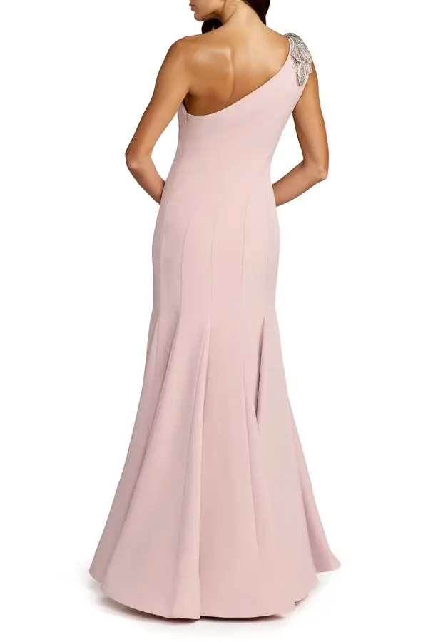 Mac Duggal Crepe Gown With Embellished Flower Detail - Pink