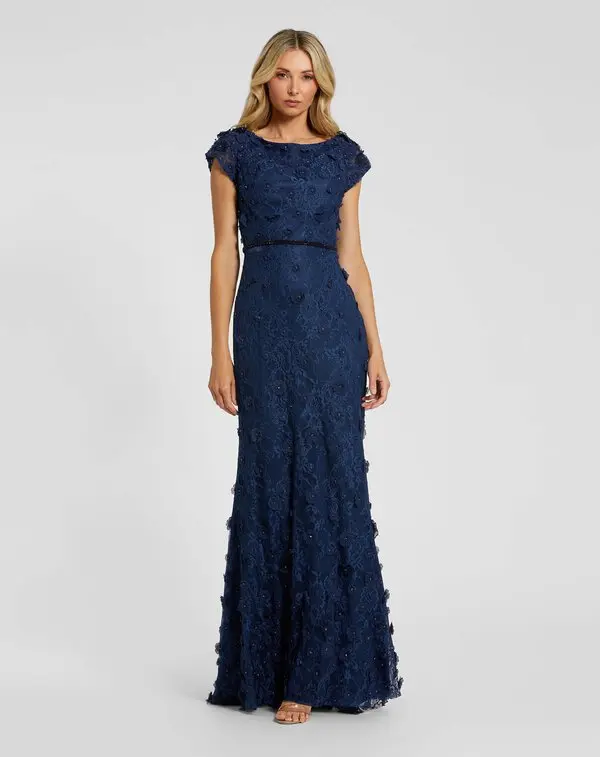 Mac Duggal Petite Floral Applique Boat Neck Cap Sleeve Gown - Navy