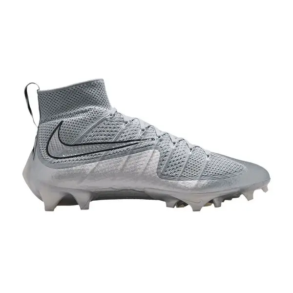 Nike Vapor Edge 360 Untouchable Mid Football Cleats