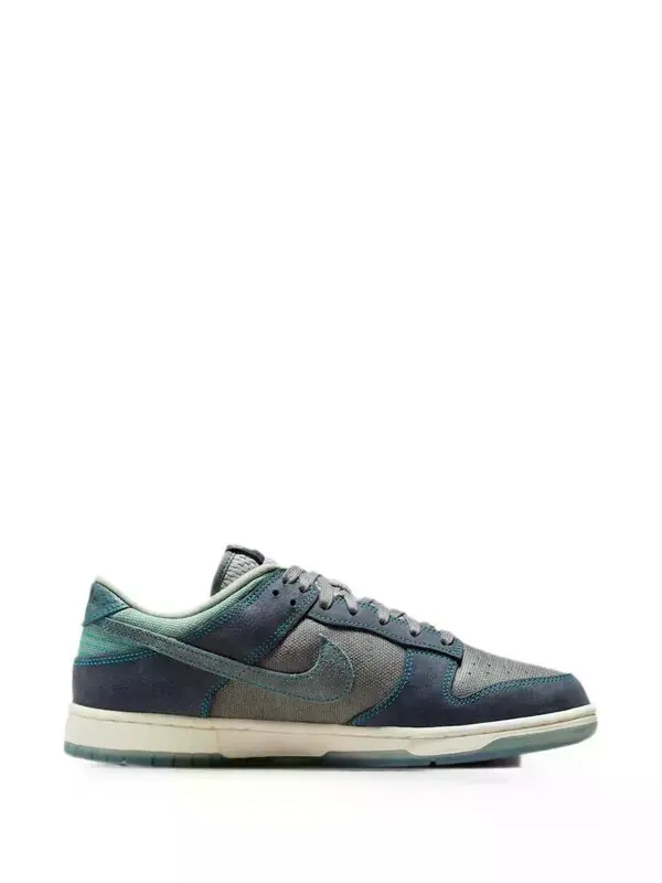 Nike Dunk Low Retro Se Sneakers - Blue