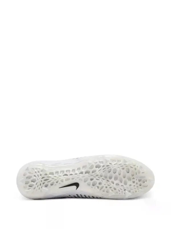 Nike Alpha Menace Pro 2 Mid Football Boots