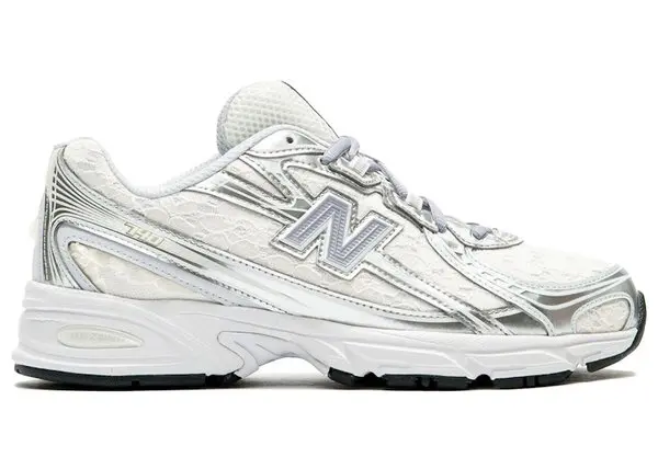 NEW BALANCE 740 Sneakers
