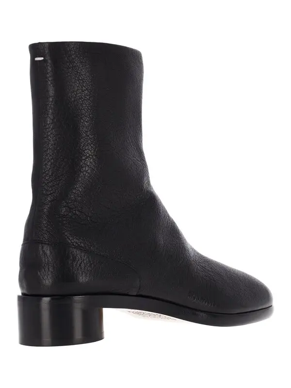 MAISON MARGIELA Tabi Boots