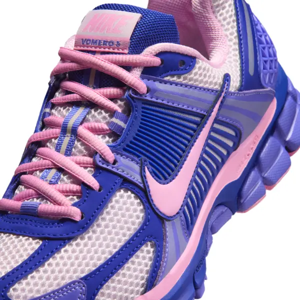 Nike Zoom Vomero Athletic Shoes - Blue