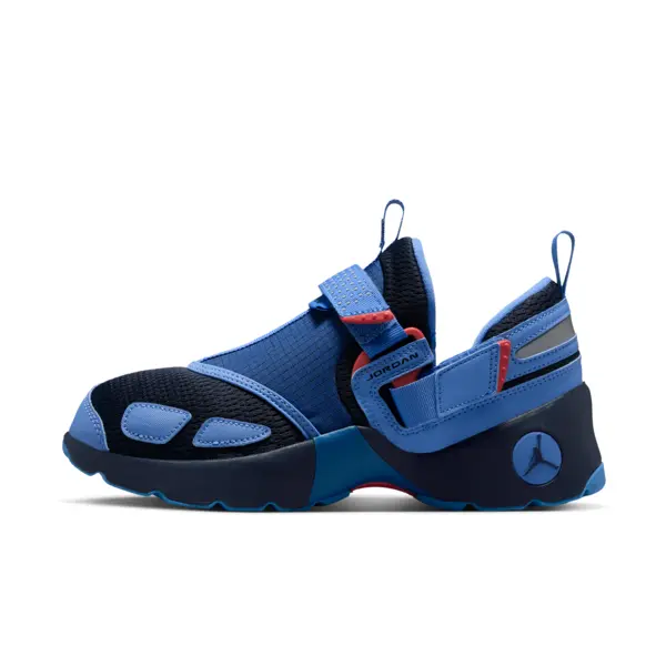 JORDAN Trunner Lx Athletic Shoes - Blue