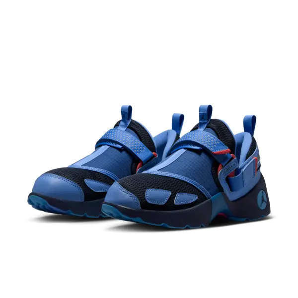 JORDAN Trunner Lx Athletic Shoes - Blue