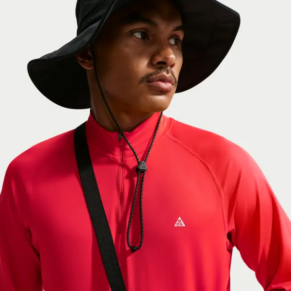 Nike Wildsee" Dri-fit 1/4-zip Long-sleeve Hiking Top - Red