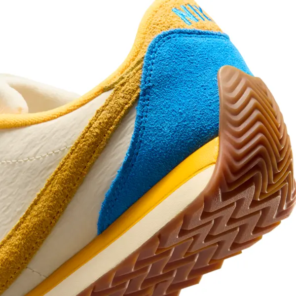 Nike Pacific "game Day" Shoes
