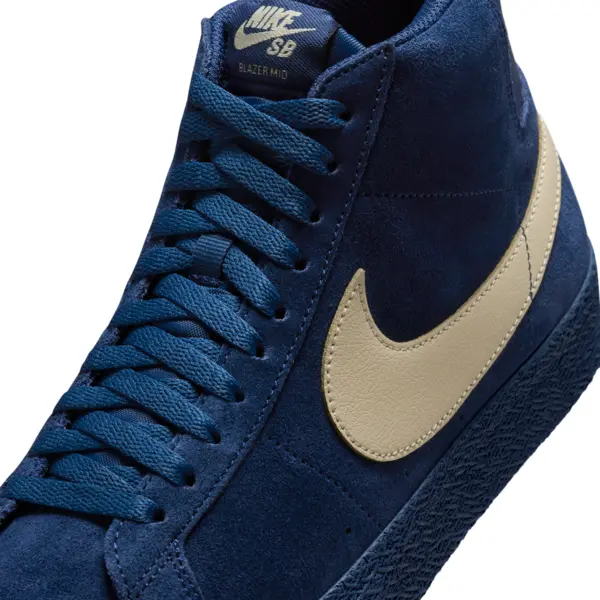 Nike Sb Zoom Blazer Mid Skate Shoes