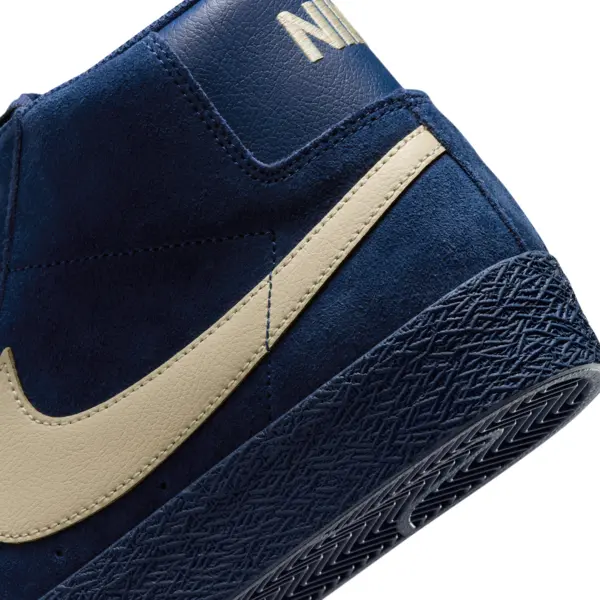Nike Sb Zoom Blazer Mid Skate Shoes