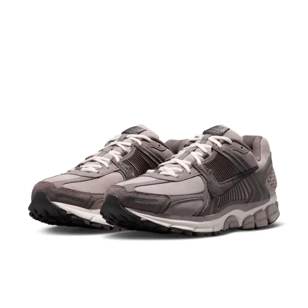 Nike Zoom Vomero 5 Se Shoes