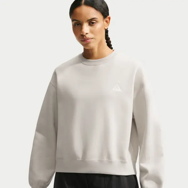 Nike Tuff Fleece" Therma-fit Crew-neck Sweatshirt - Brown