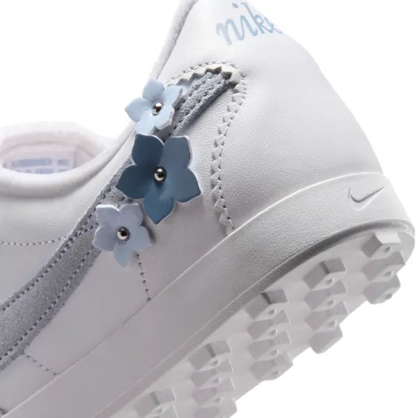 Nike Astrograbber "florette" Shoes