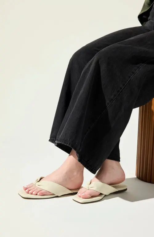Yosi Samra Reece Thong Sandal - Cream