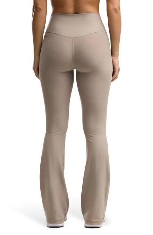 PUMA Cloudspun Performance Flare Leg Tights