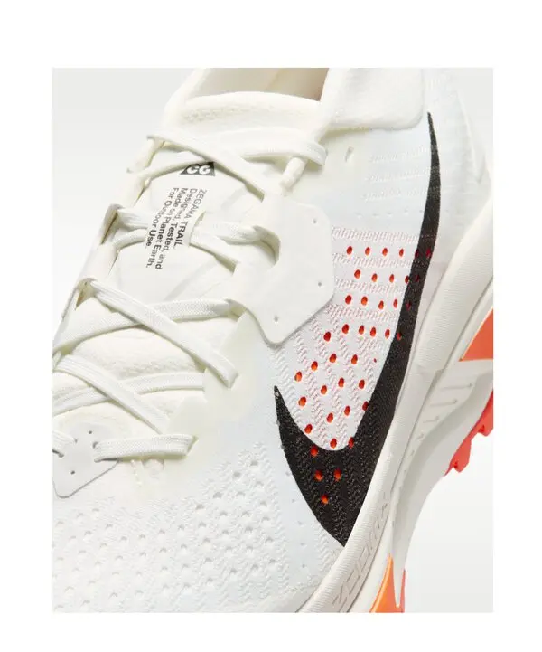 Nike Zegama Sneakers