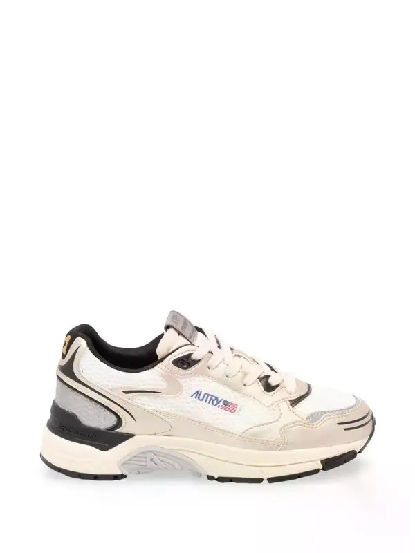 AUTRY Hyperway Mesh Panel Sneakers - White