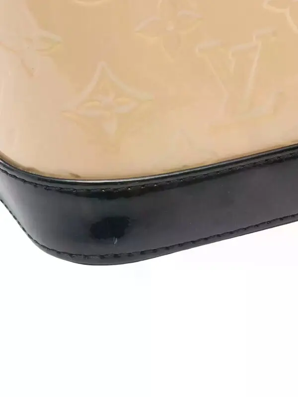 LOUIS VUITTON Monogram Vernis Lockit Pm Handbag - Neutrals