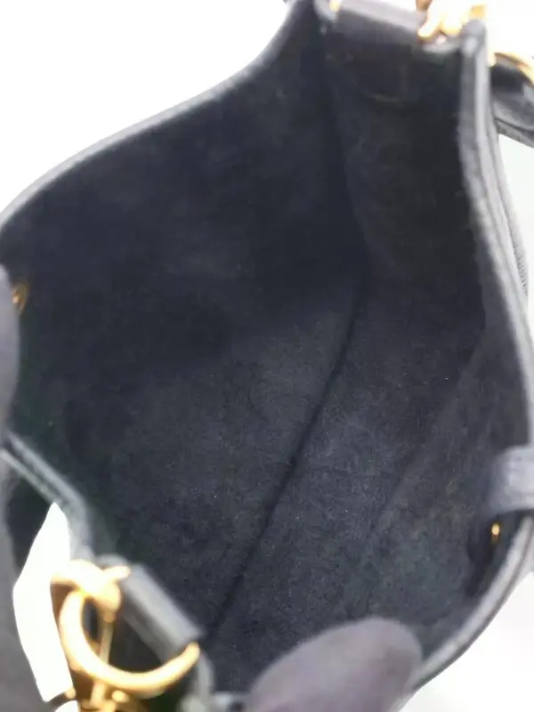 Hermès Clemence Evelyne Tpm 16 Crossbody Bag - Black