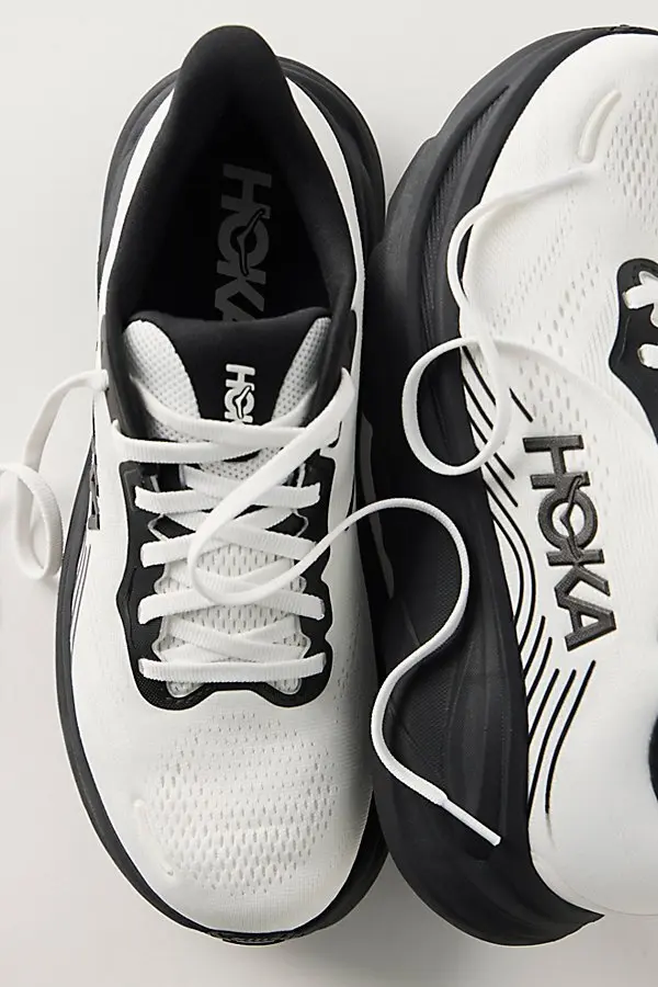 HOKA® Clifton 11 Running Sneakers - White/black