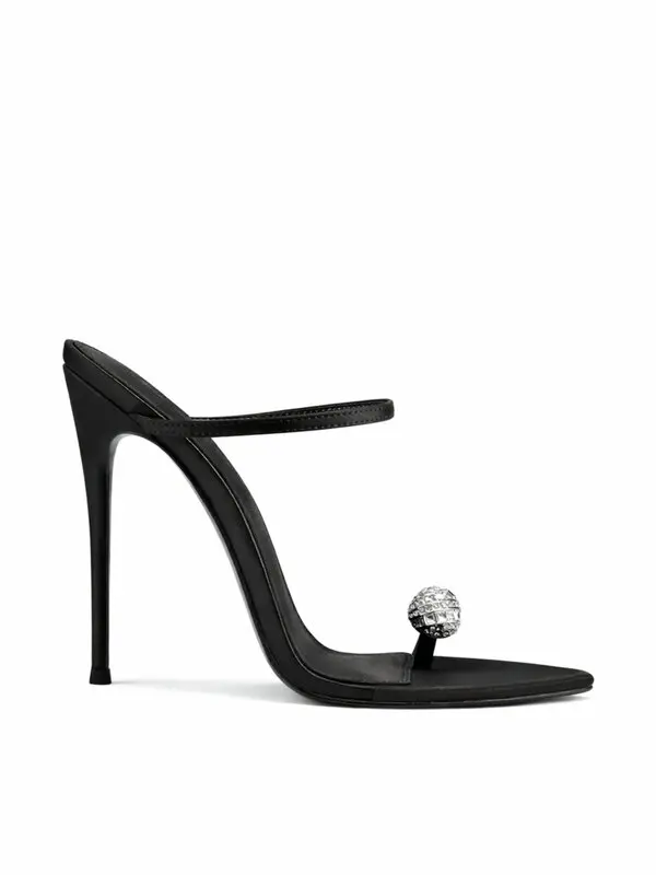 Femme La Geneva Slipper With Embellished Toe - Black