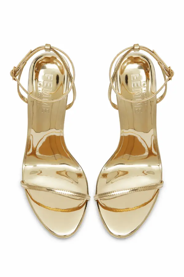 Femme La The Necessary Sandal - Gold